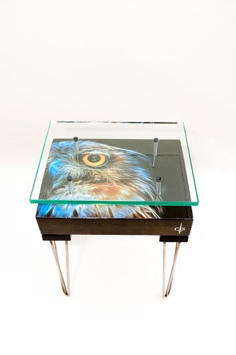 Electric Owl Side Table from Cappa E Spada for sale at Pamono