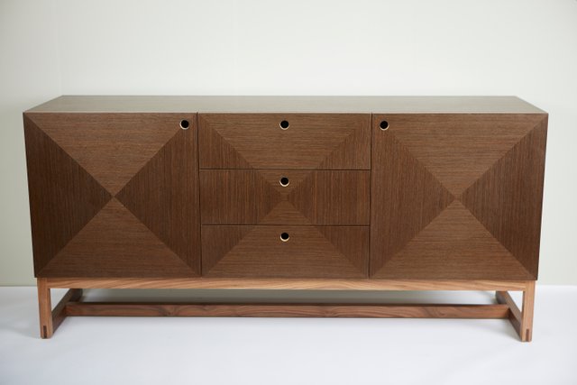 Manhattan sideboard store