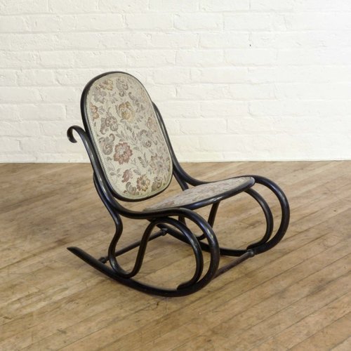 Petit Rocking Chair en Bois Courbé, 1920s en vente sur Pamono