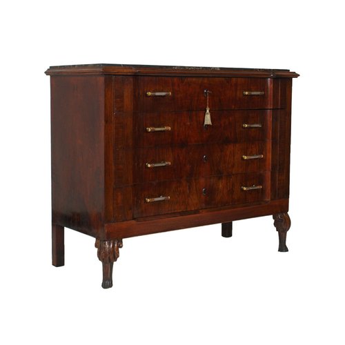 Cómoda Art Déco vintage de nogal nudoso con tablero de mármol en venta ...