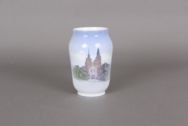 Model 4567 Hand Painted Vase from Royal Copenhagen, 1970s for sale at ...