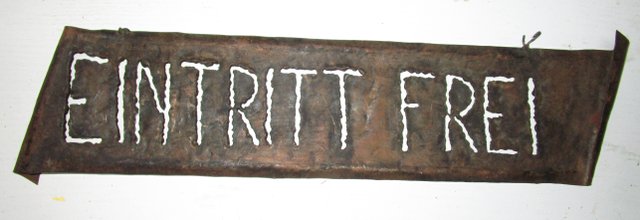 Eintritt Frei Schild von Cartel Hierro bei Pamono kaufen