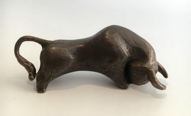 Bronze Stier Figur, 1960er bei Pamono kaufen