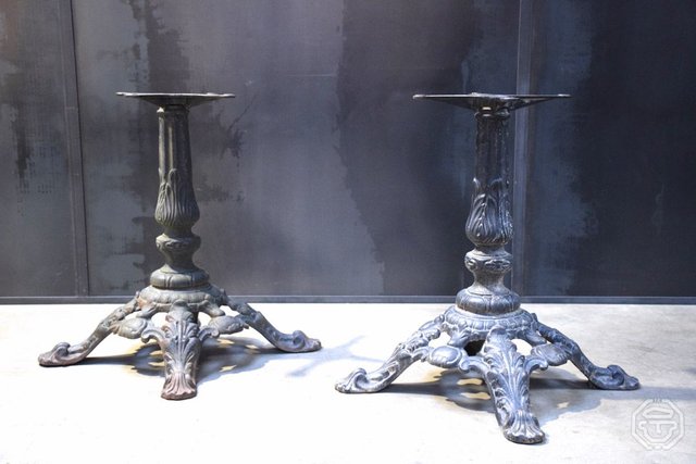 Antique Cast Iron Table Bases, Set of 2 for sale at Pamono