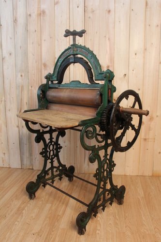 Antique Cast Iron Sheet Press for sale at Pamono