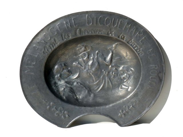 Antique French Pewter Barber Shaving Bowl for sale at Pamono