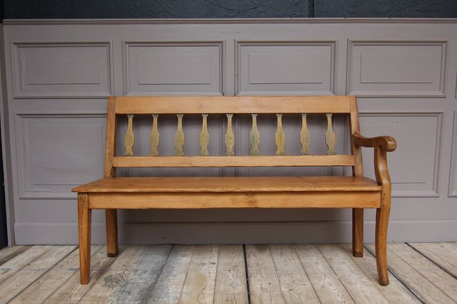 Kleine Biedermeier Bank bei Pamono kaufen