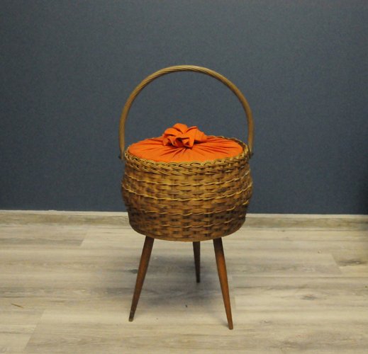 Round Wicker Thread for sale at Pamono