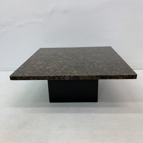 Tables Basses / d'Appoint en Granite, 1980s, Set de 2 en vente sur Pamono