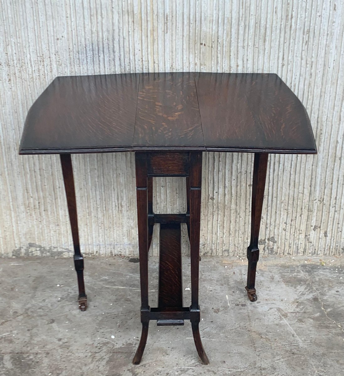 19th-Century Victorian Small Folding Side Table for sale at Pamono