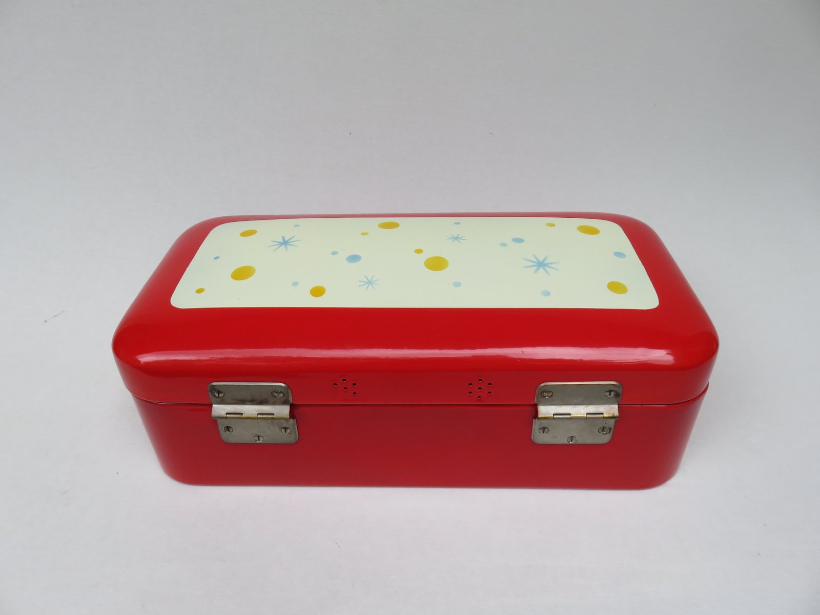Enamelled Red Bread Box, 1940s for sale at Pamono