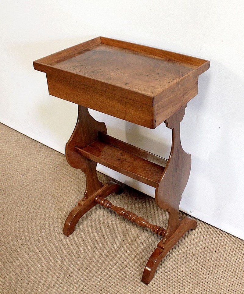 Small Vide-Poche Table in Solid Walnut, Mid-19th Century for sale at Pamono