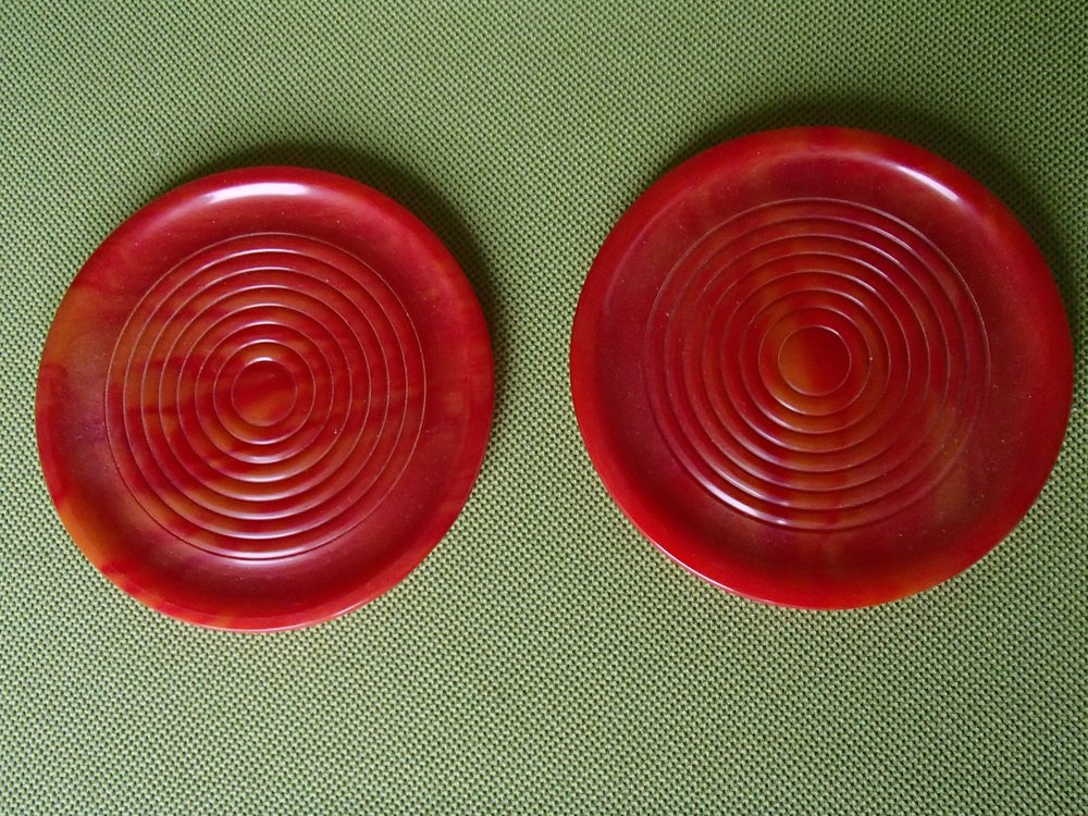 Art Deco Red & Yellow Bakelite Coasters, Set of 7 for sale at Pamono
