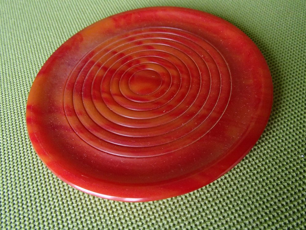 Art Deco Red & Yellow Bakelite Coasters, Set of 7 for sale at Pamono