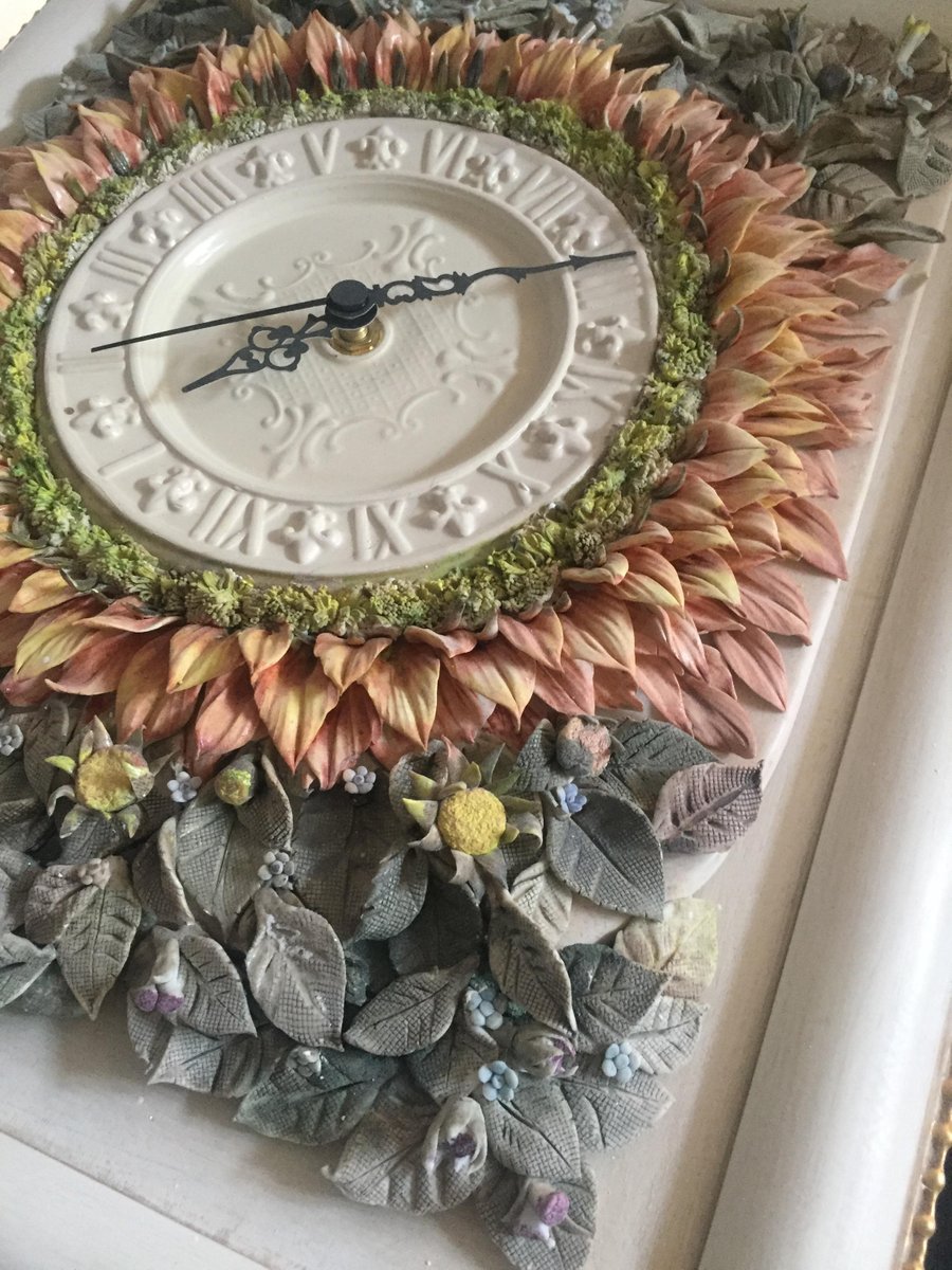 Porcelain Wall Clock by Giulio Tucci for sale at Pamono