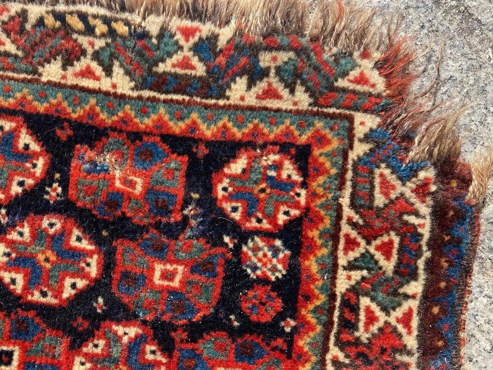 Antique Ghashghaei Bag Face Rug for sale at Pamono