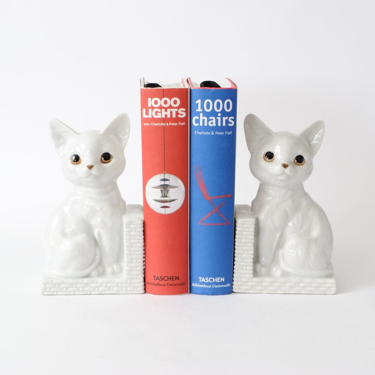White Porcelain Cat Bookends, 1960s, Set of 2 for sale at Pamono