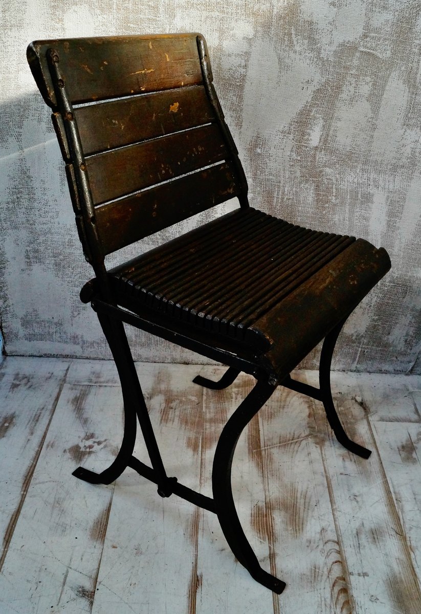 Tram Seat for sale at Pamono
