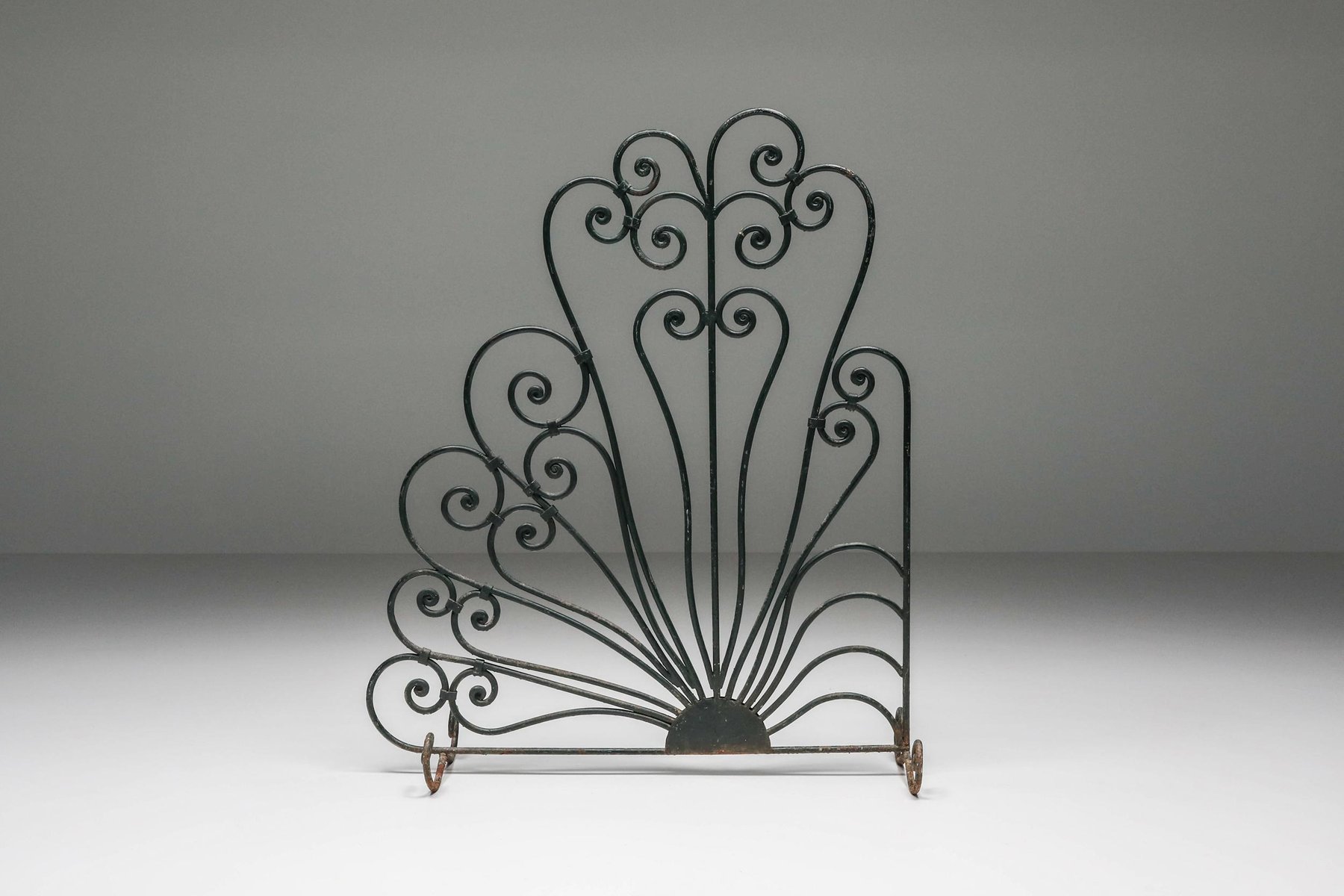 Chinese Han Dynasty Wrought Iron Oriental Room Divider for sale at Pamono