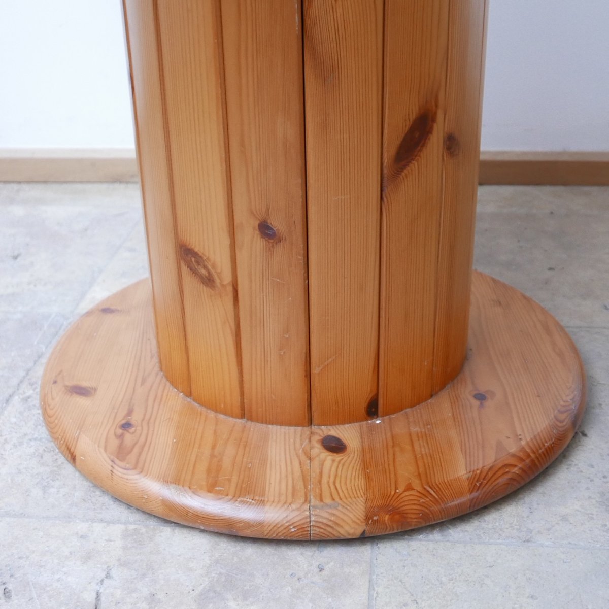 Pine Mid-Century Dutch Dining Table for sale at Pamono