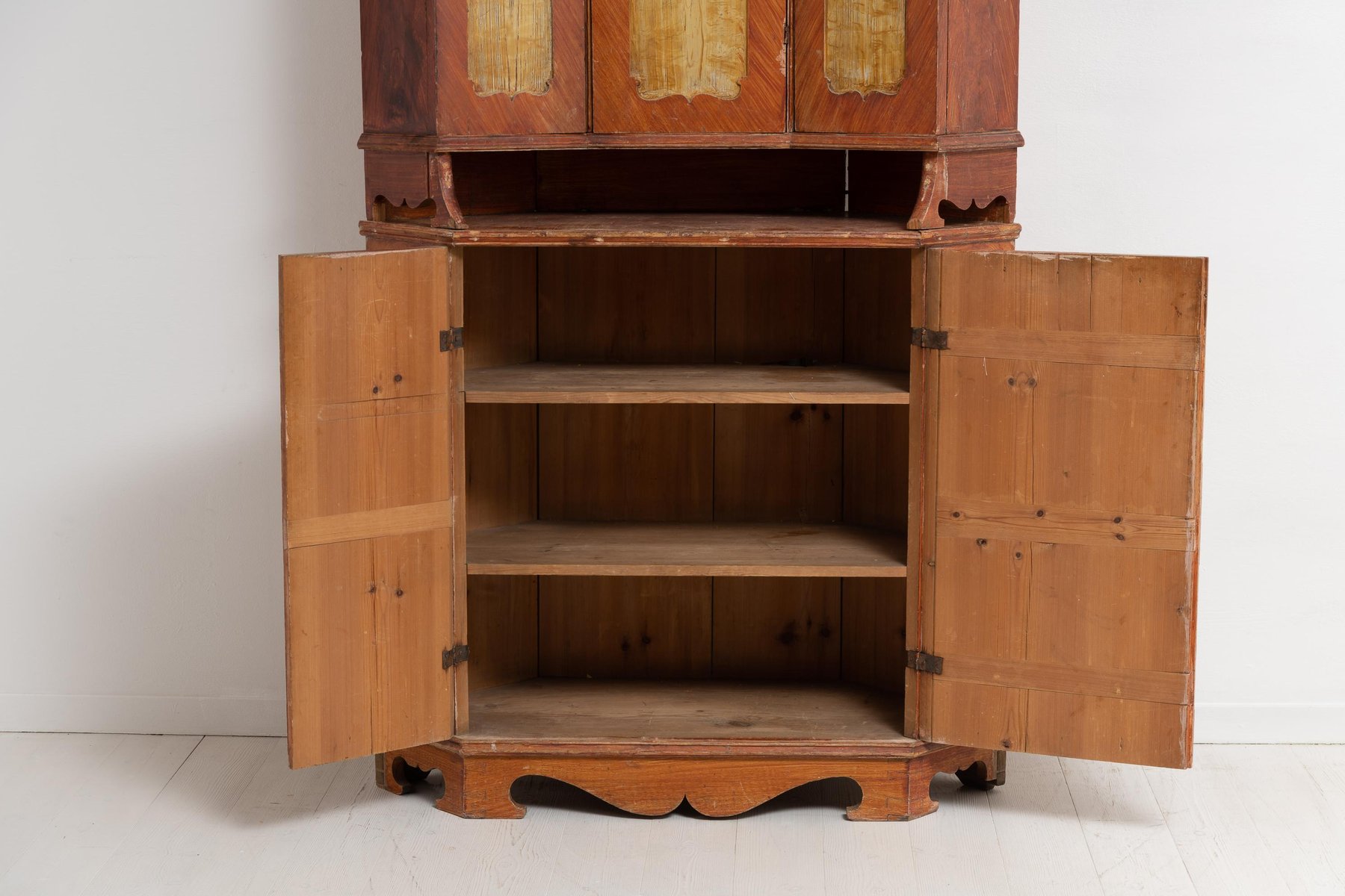 Early 19th Century Swedish Country Corner Clock Bureau Cabinet for sale ...