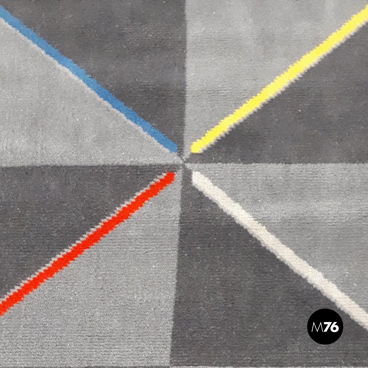 Mid-Century Modern Teppich mit Rautenmuster, 1980er bei Pamono kaufen