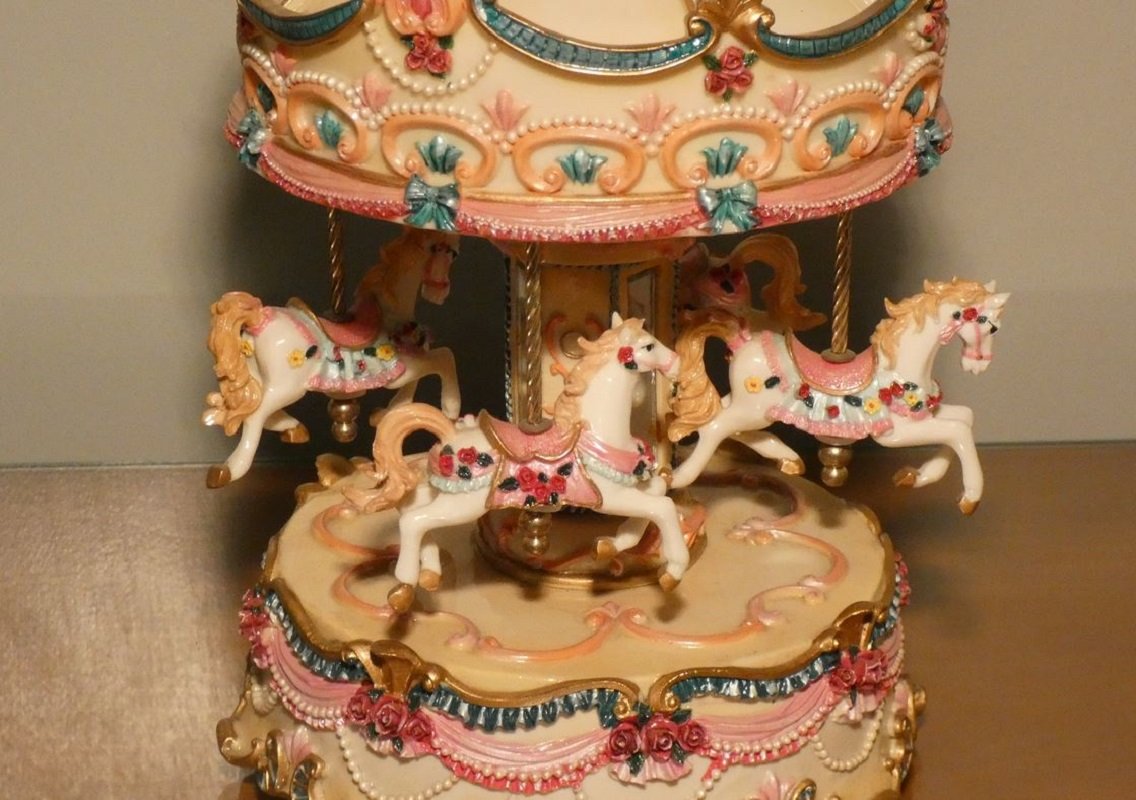 Carillon Carousel with Horses, USA, 1980s for sale at Pamono