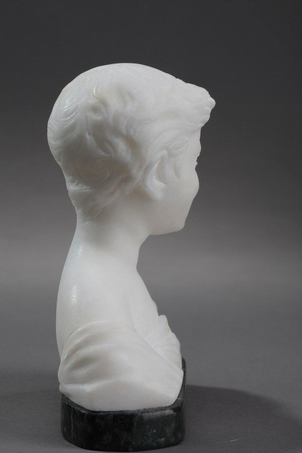 Small Alabaster Bust of Young Boy for sale at Pamono