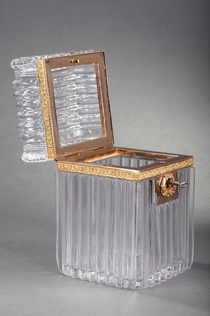 19th Century Cut Crystal Casket for sale at Pamono