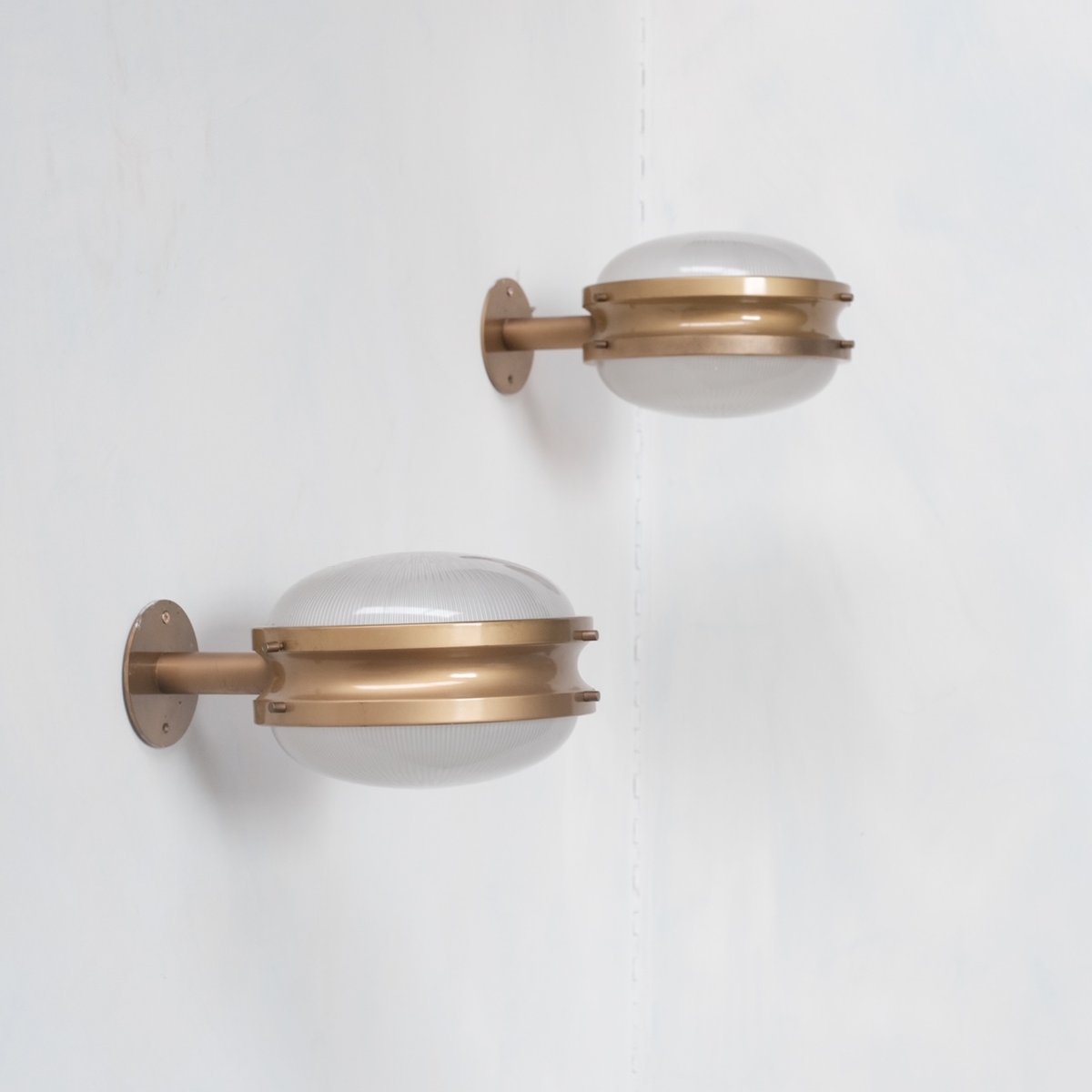 Mid-Century Italian Gamma Wall Lights by Sergio Mazza for Artemide, Set ...