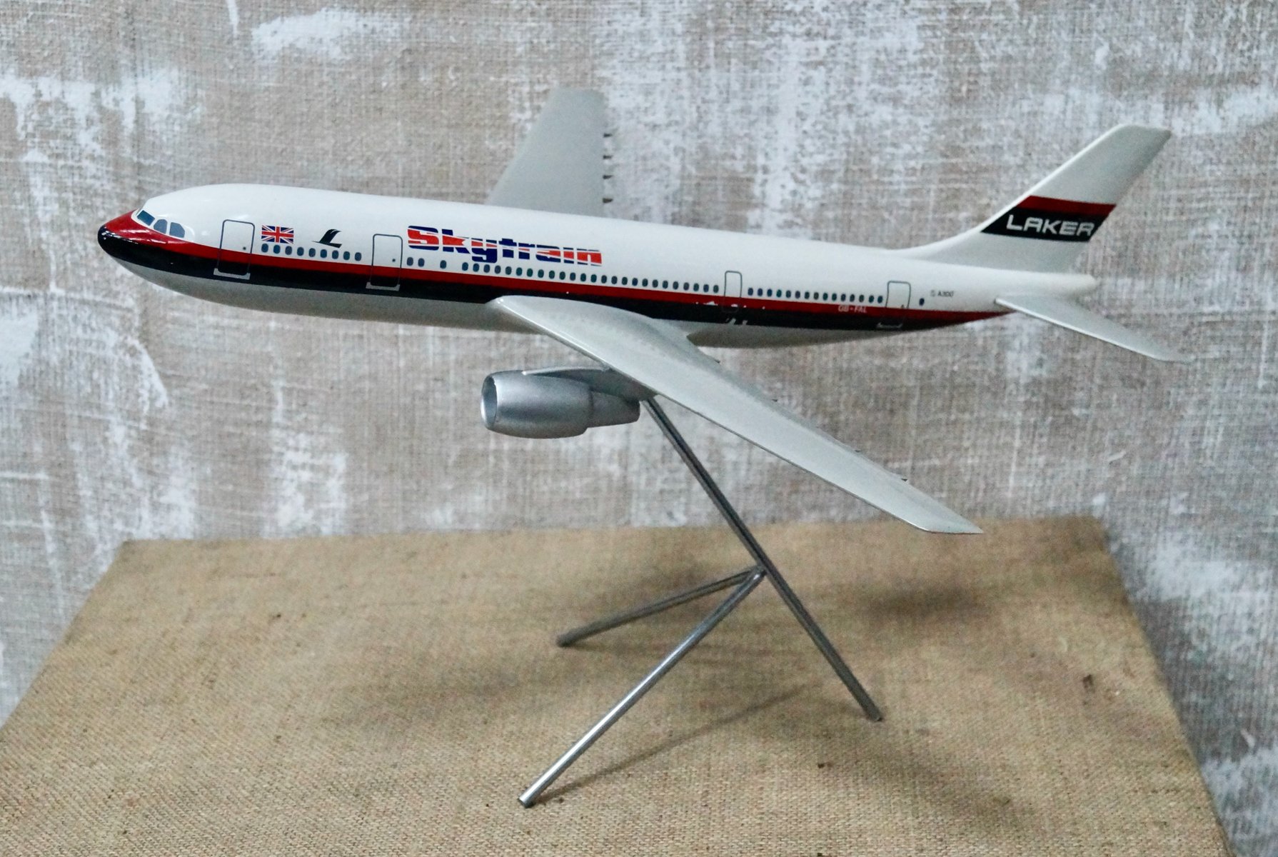 Vintage Laker Airways "Skytrain" Modell 300 Flugzeug auf Ständer bei ...