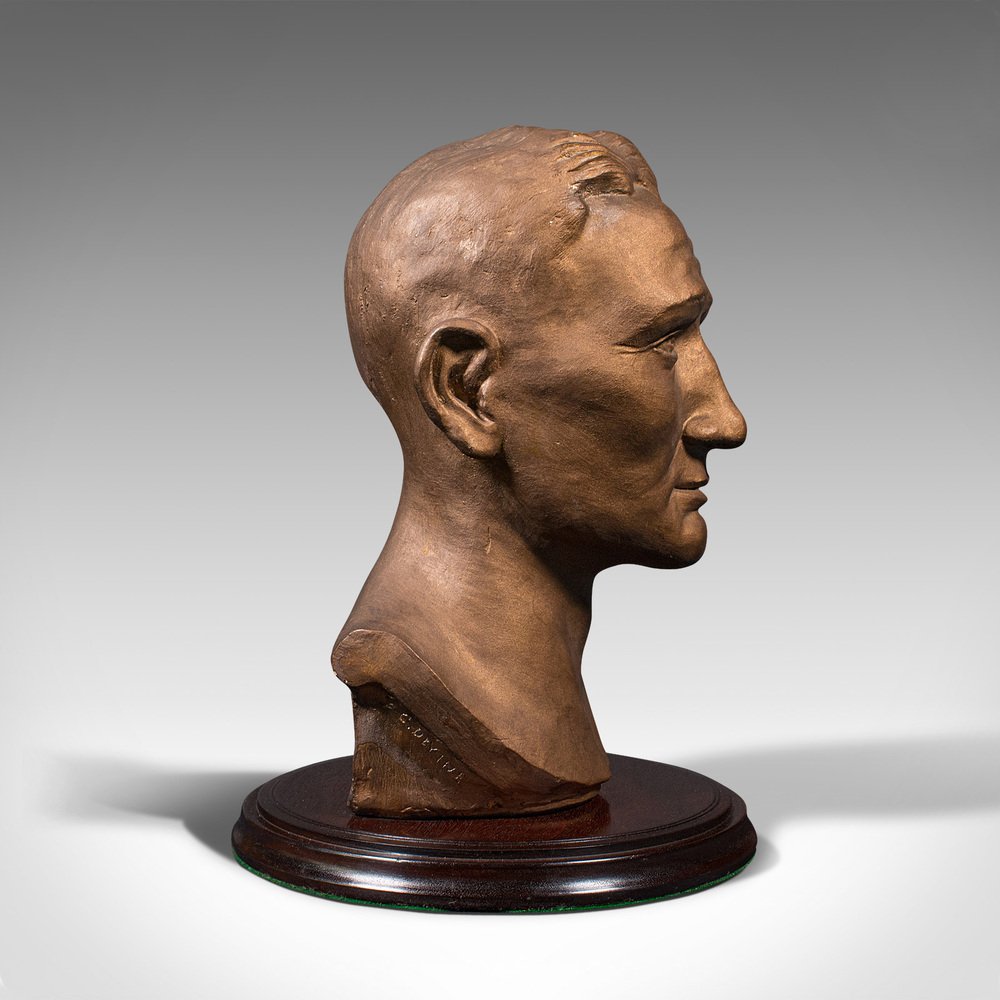 Antique English Bust, 1910 for sale at Pamono