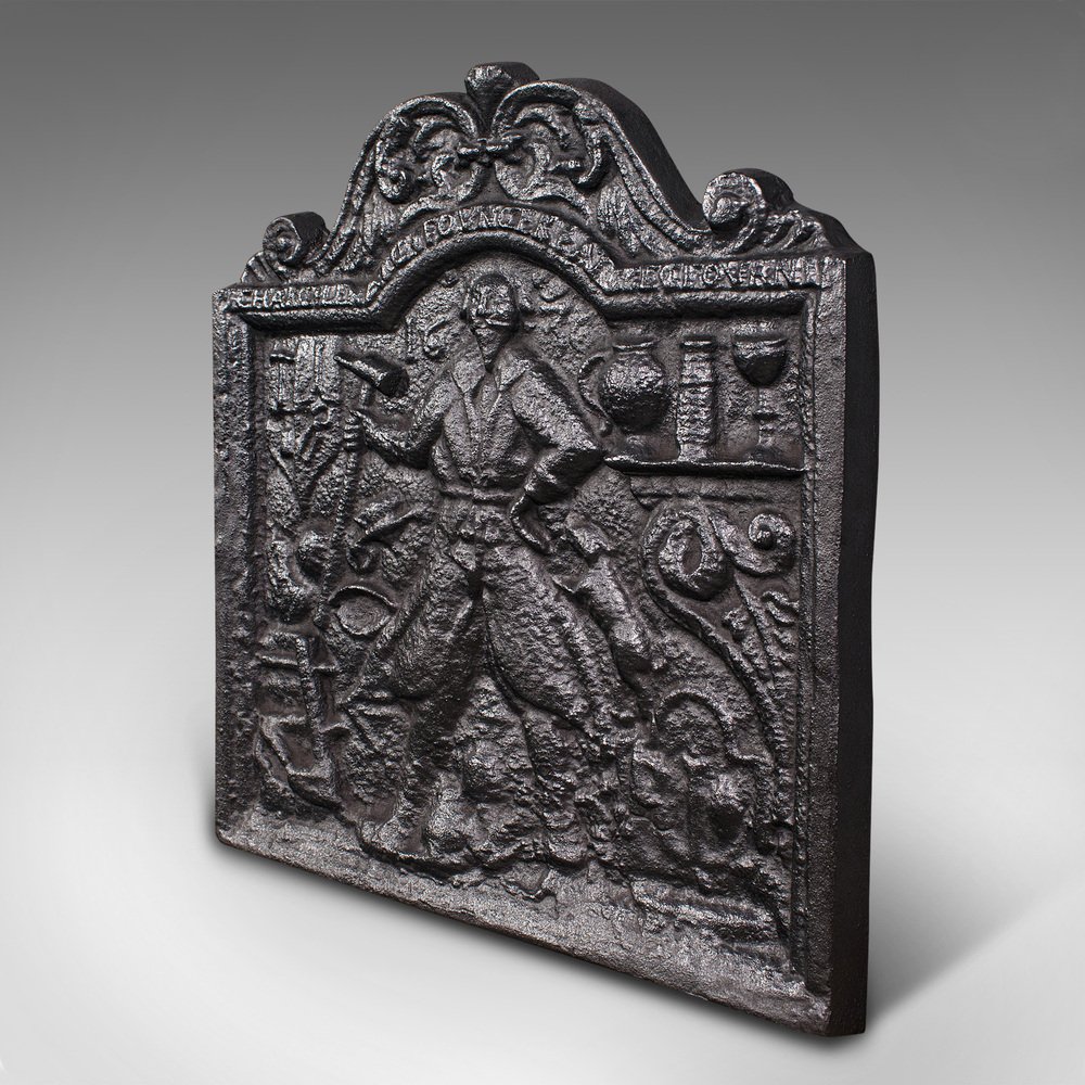 Antique English Cast Iron Relief Fire Back for sale at Pamono
