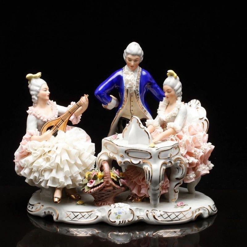 Composition Concert Figurine in Porcelain for sale at Pamono