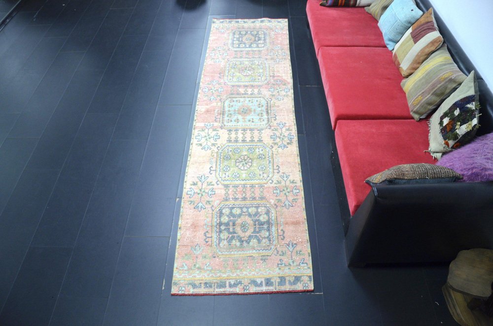 Vintage Faded Pink Hallway Rug for sale at Pamono