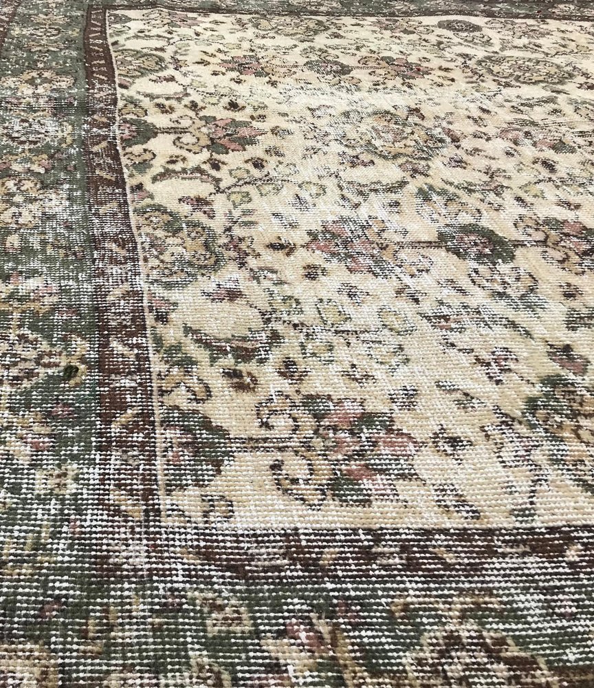 Vintage Traditional Rustic Carpet for sale at Pamono