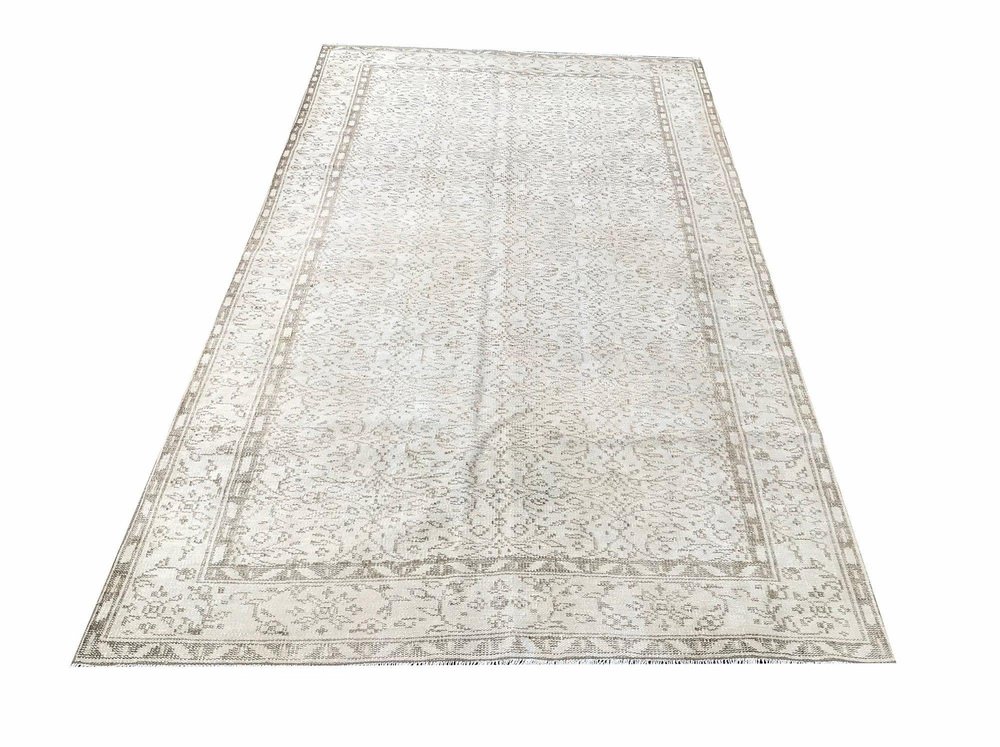 Antiker weißer Teppich bei Pamono kaufen