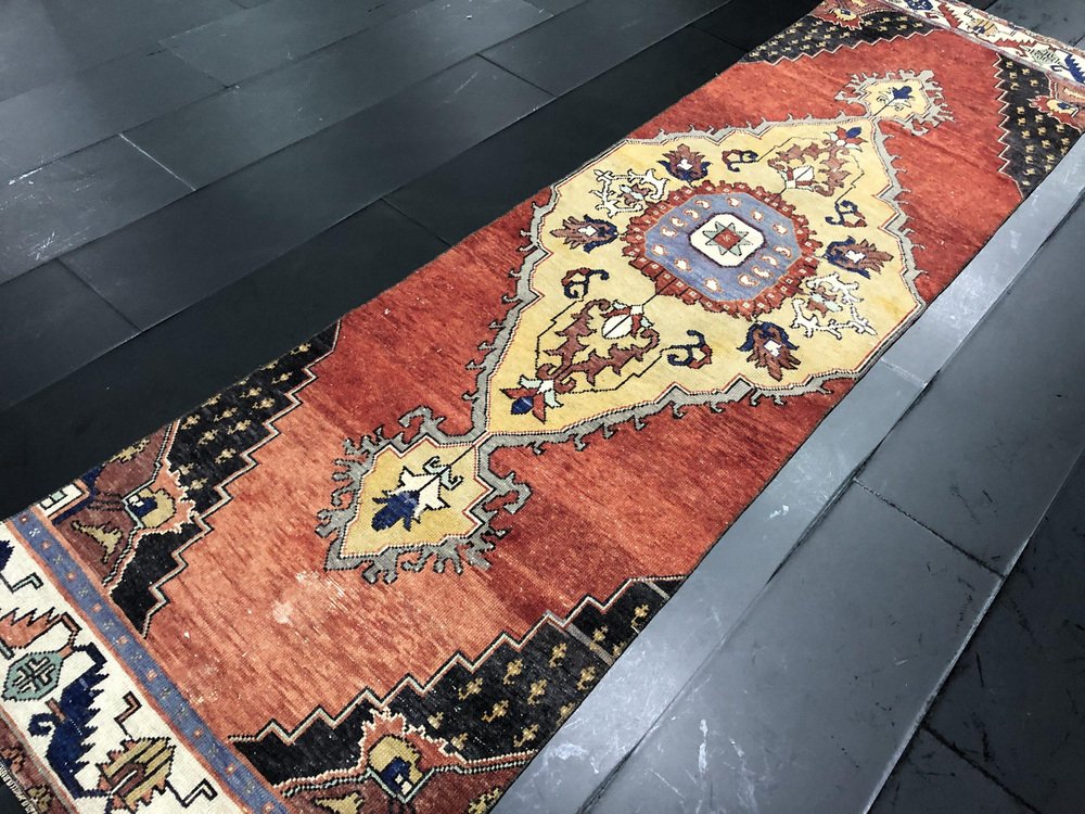 Traditional Runner Rug for sale at Pamono