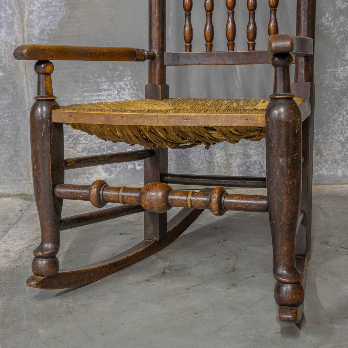 18th Century English Spindle Back Rocker for sale at Pamono