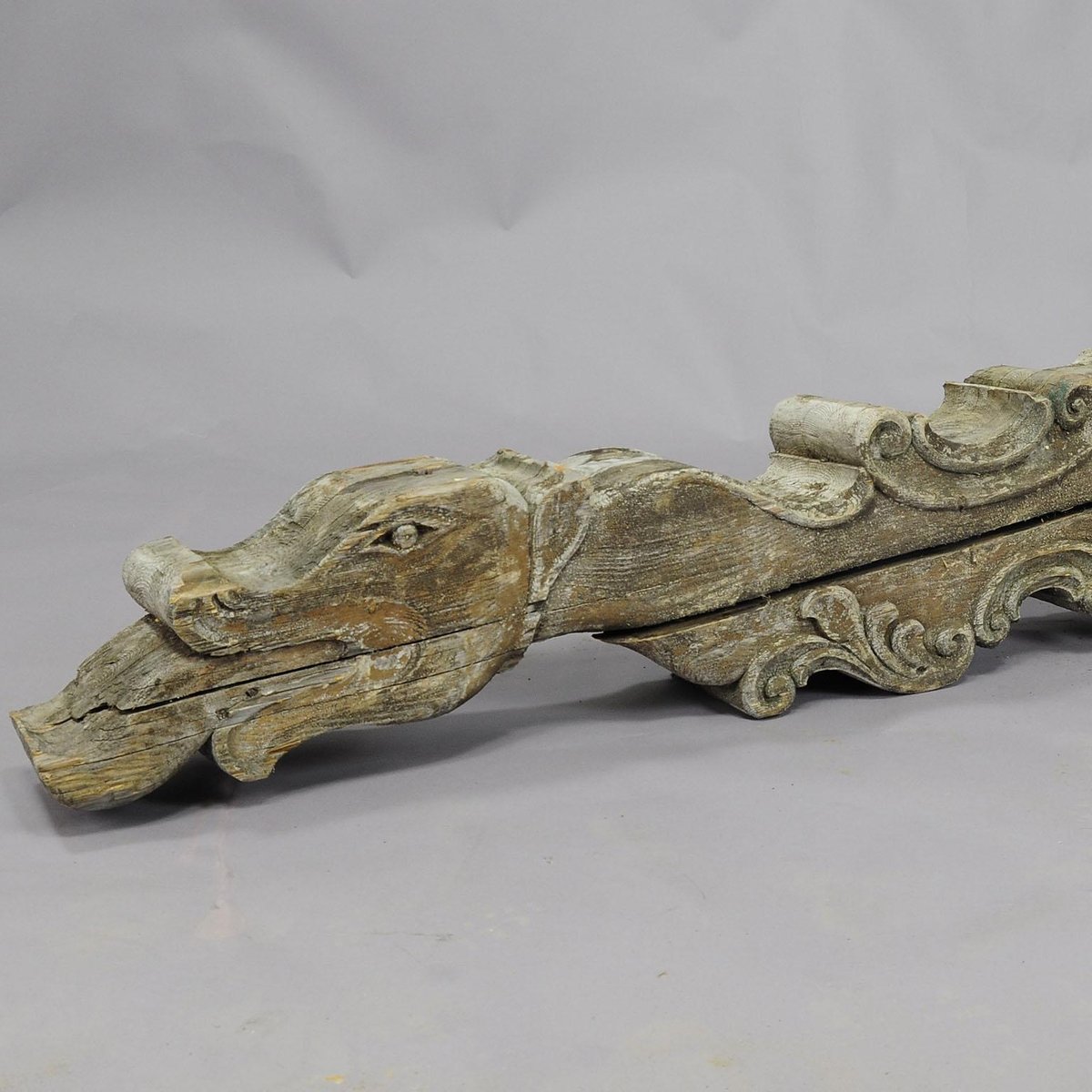Dragon Head Wooden Beams, Set of 3 for sale at Pamono