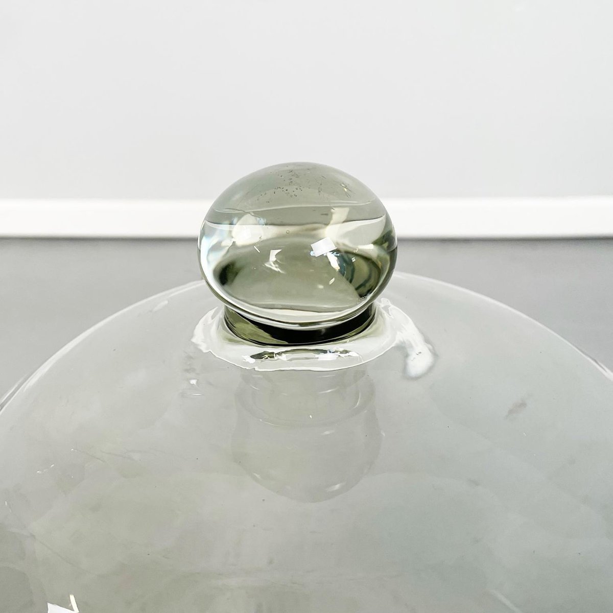 Mid-Century Italian Thick Glass Bell, 1960s for sale at Pamono