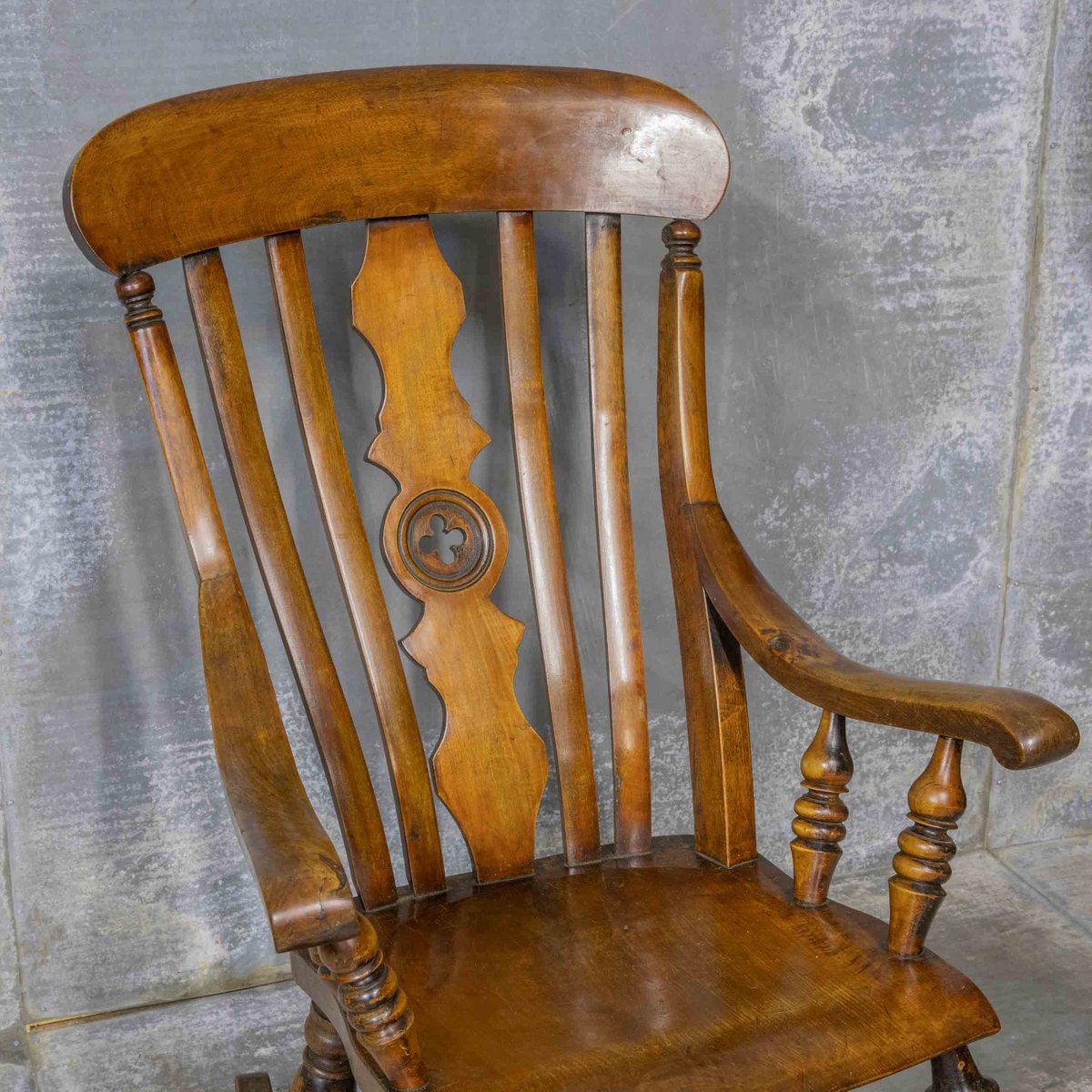 Victorian Farmhouse Rocker for sale at Pamono