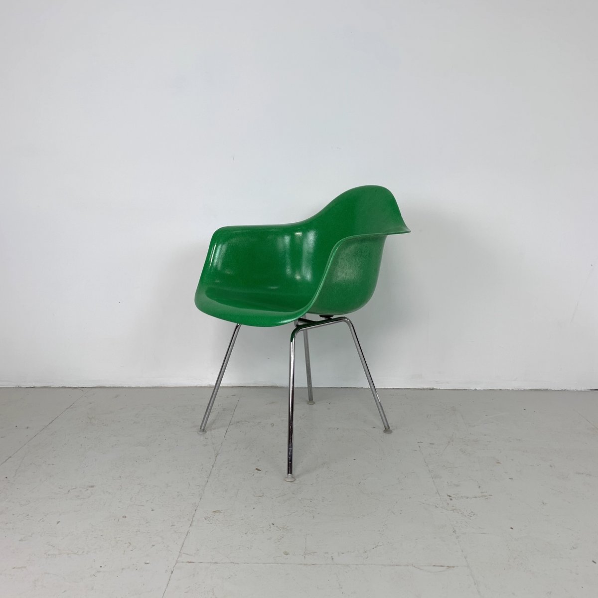 Kelly Green Dax Fibreglass Chair by Eames for Herman Miller for sale at ...