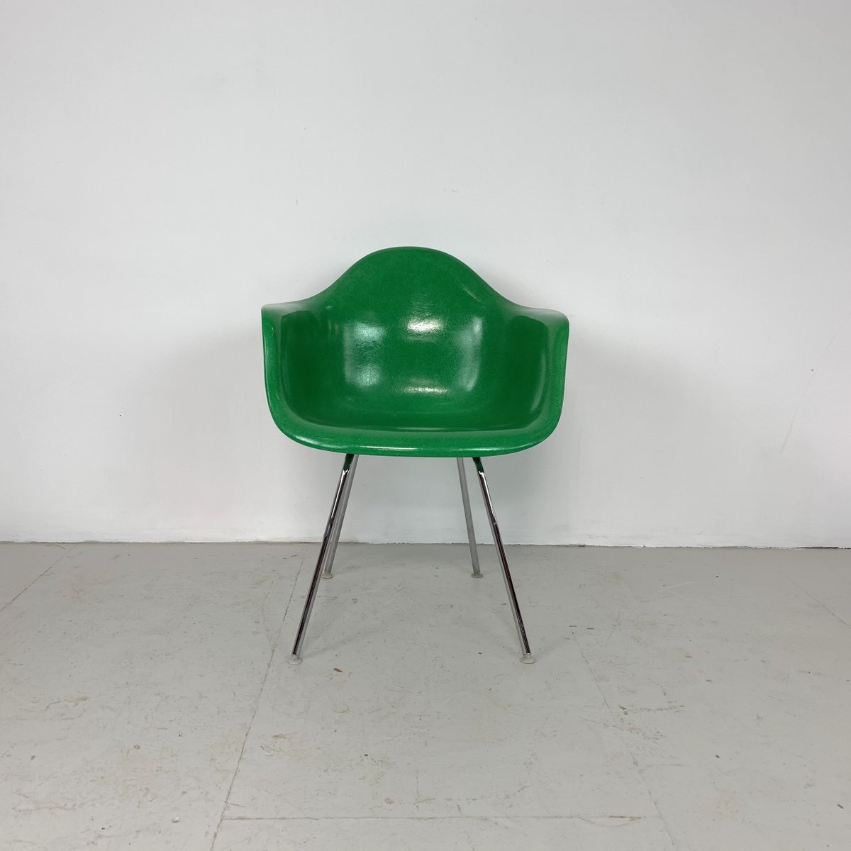 Kelly Green Dax Fibreglass Chair by Eames for Herman Miller for sale at ...
