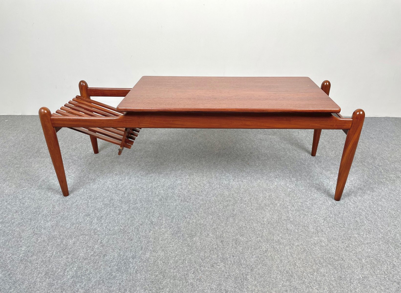 Teak Wood Coffee Table Magazine Rack, Italy, 1960s for sale at Pamono