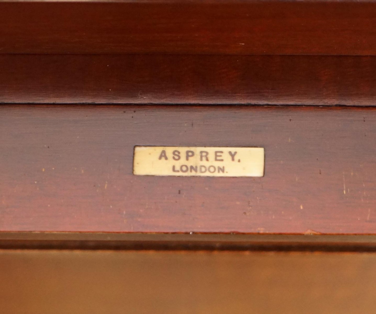 Antique Elevette Drinks Table from Aspreys London for sale at Pamono