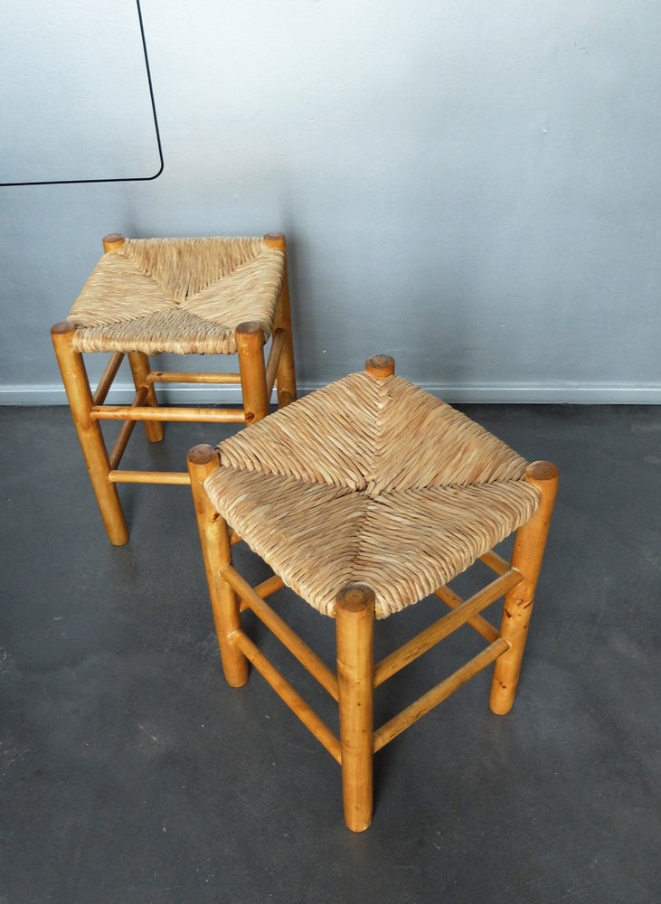 Mid-Century N ° 17 Hocker aus Stroh von Charlotte Perriand für L ...