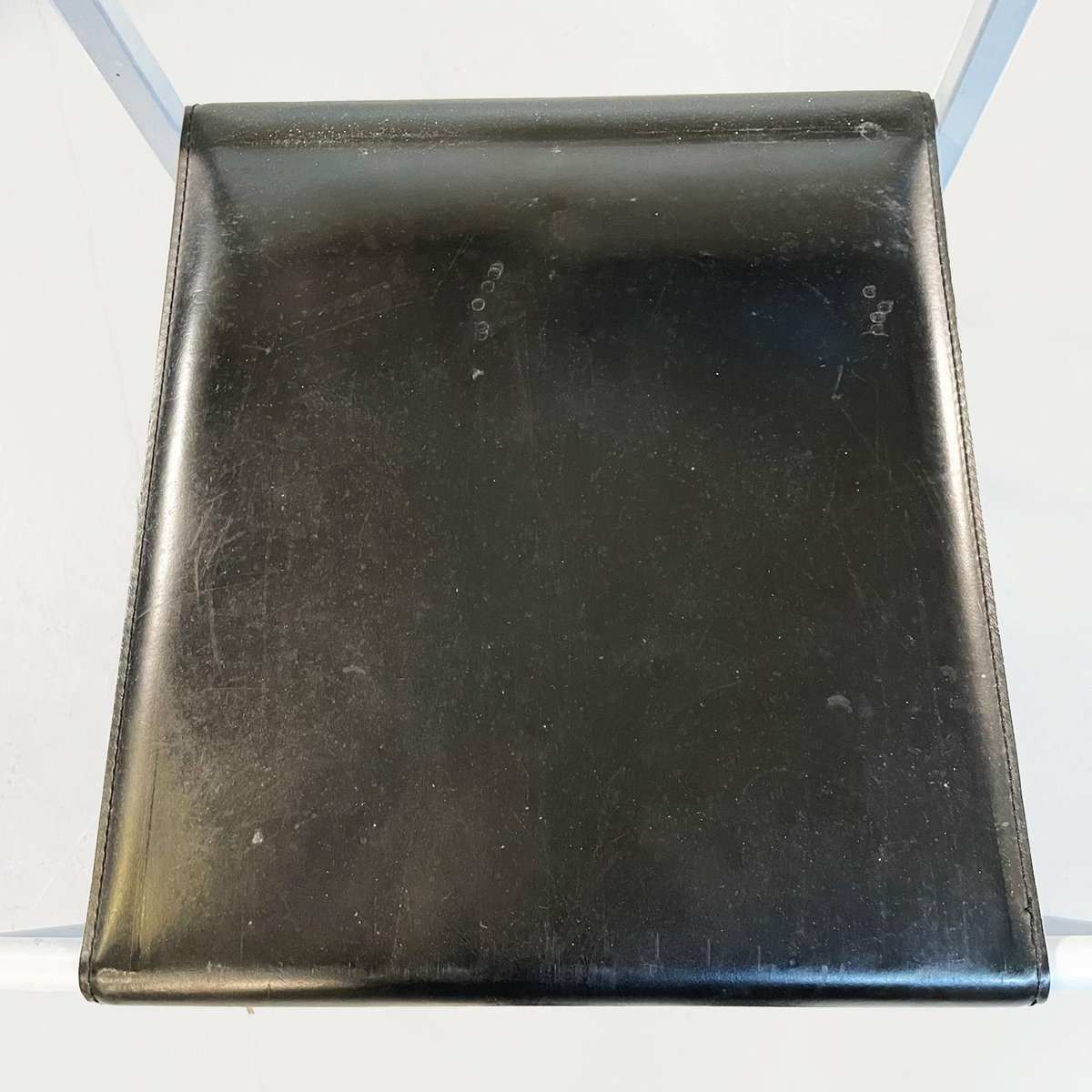 Weiße italienische Mid-Century Carrè VI Stühle aus Eisen mit schwarzem ...