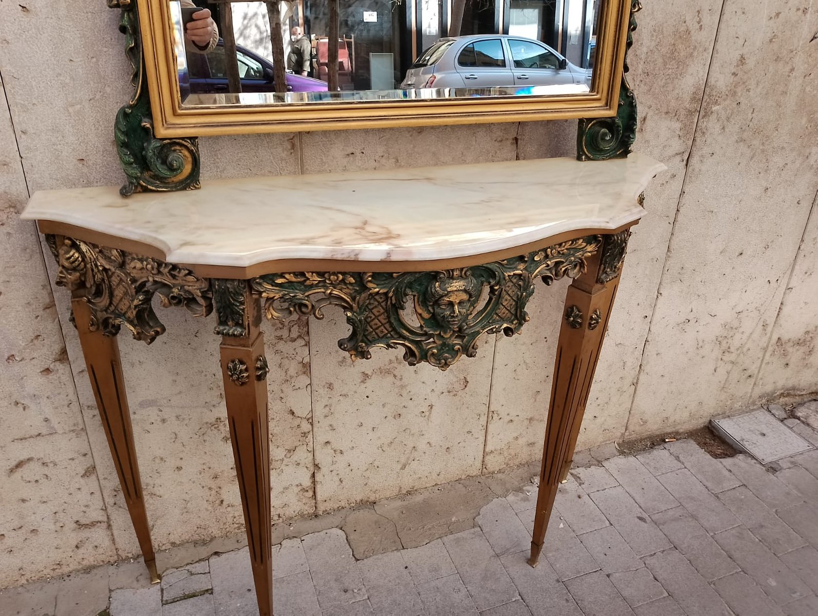 Art Nouveau Gold Consoles, Set of 2 for sale at Pamono