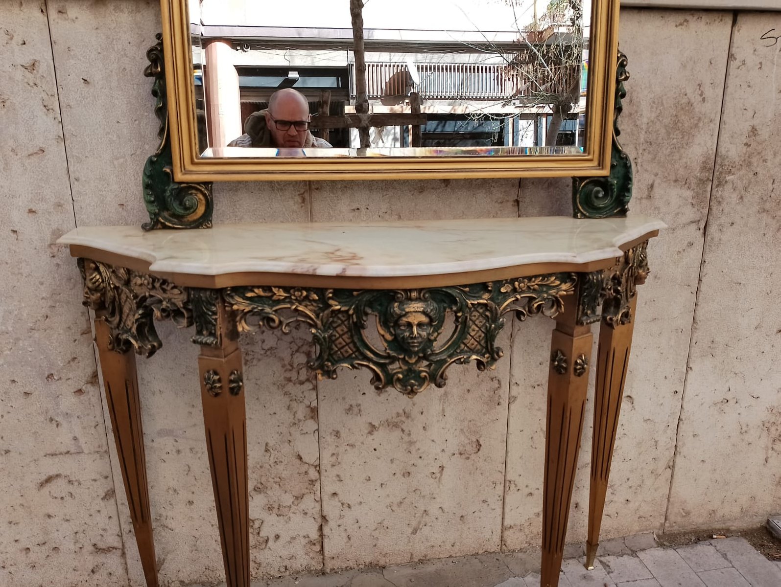 Art Nouveau Gold Consoles, Set of 2 for sale at Pamono